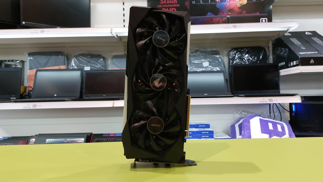 Used GIGABYTE RTX 3070 Aorus Master LCD Edge View Screen Rev 2.0 – PC ...